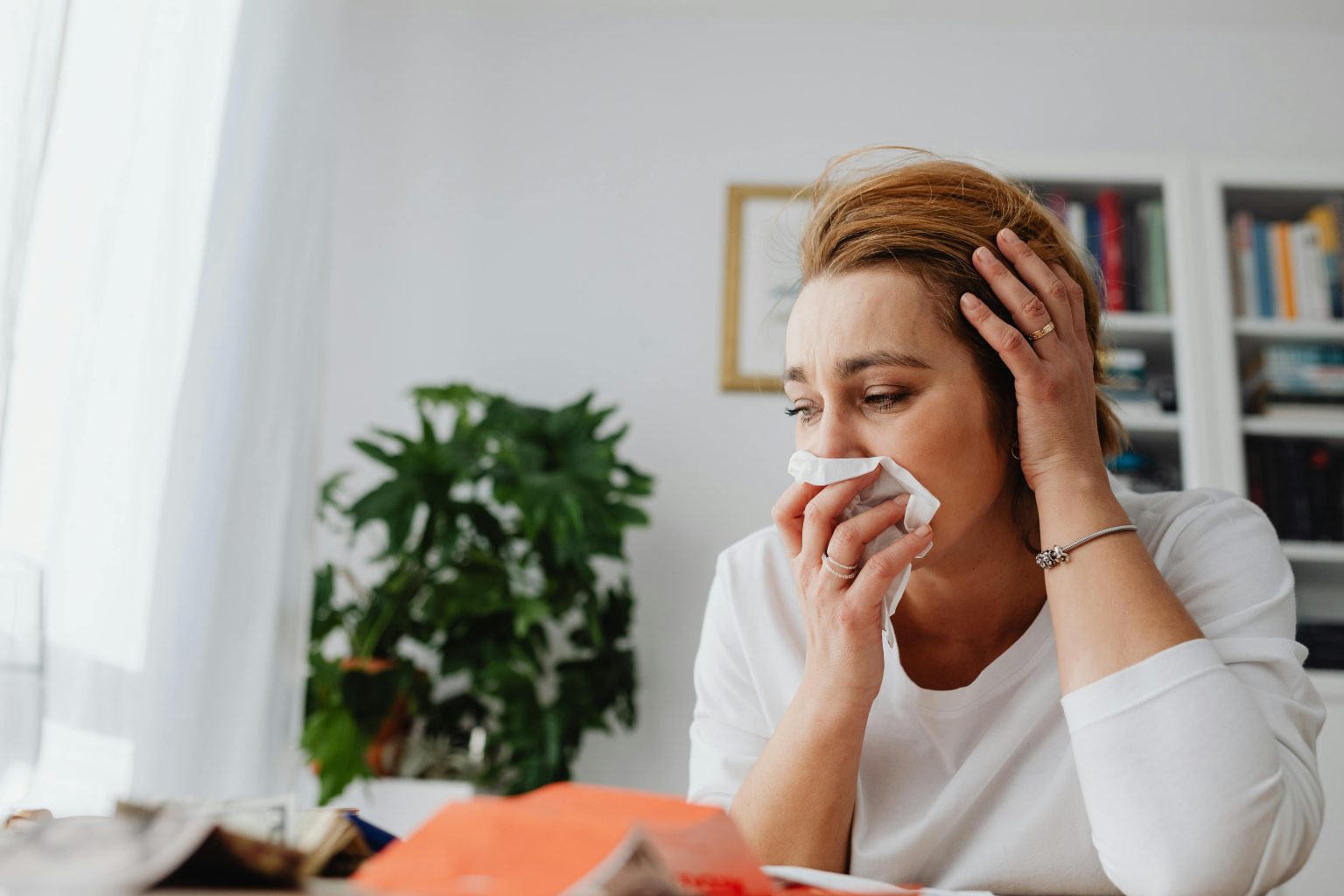 10 Effective Ways to Prevent & Manage Allergies - Wellness Pursuit HQ